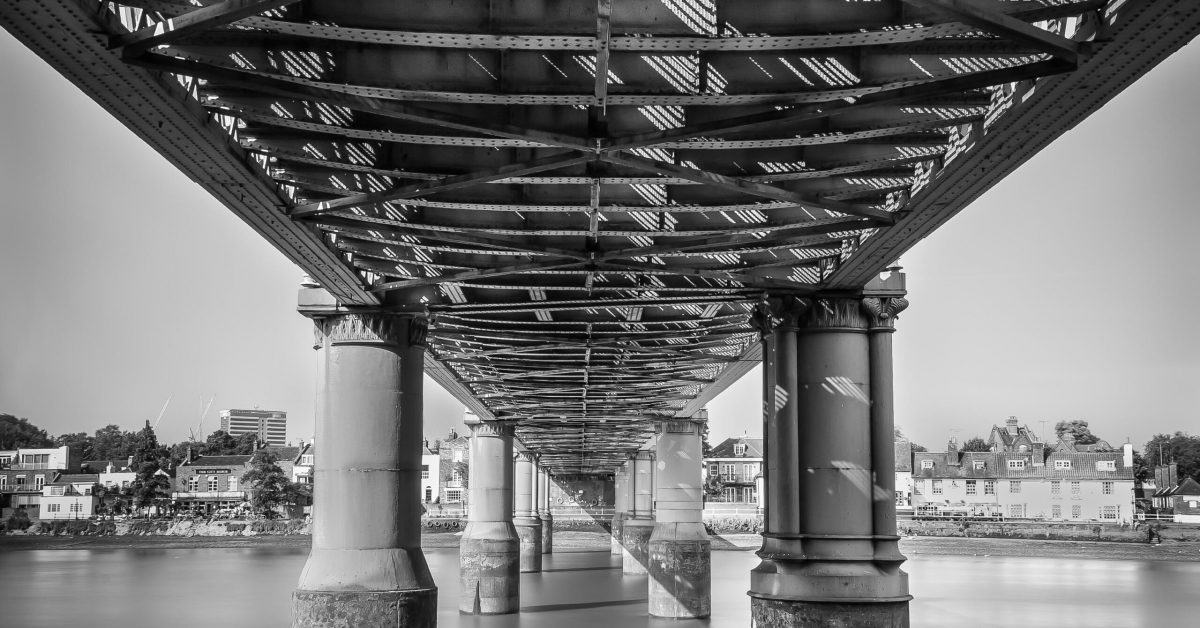 Kew Railway Bridge - Jonathan Bond Photography